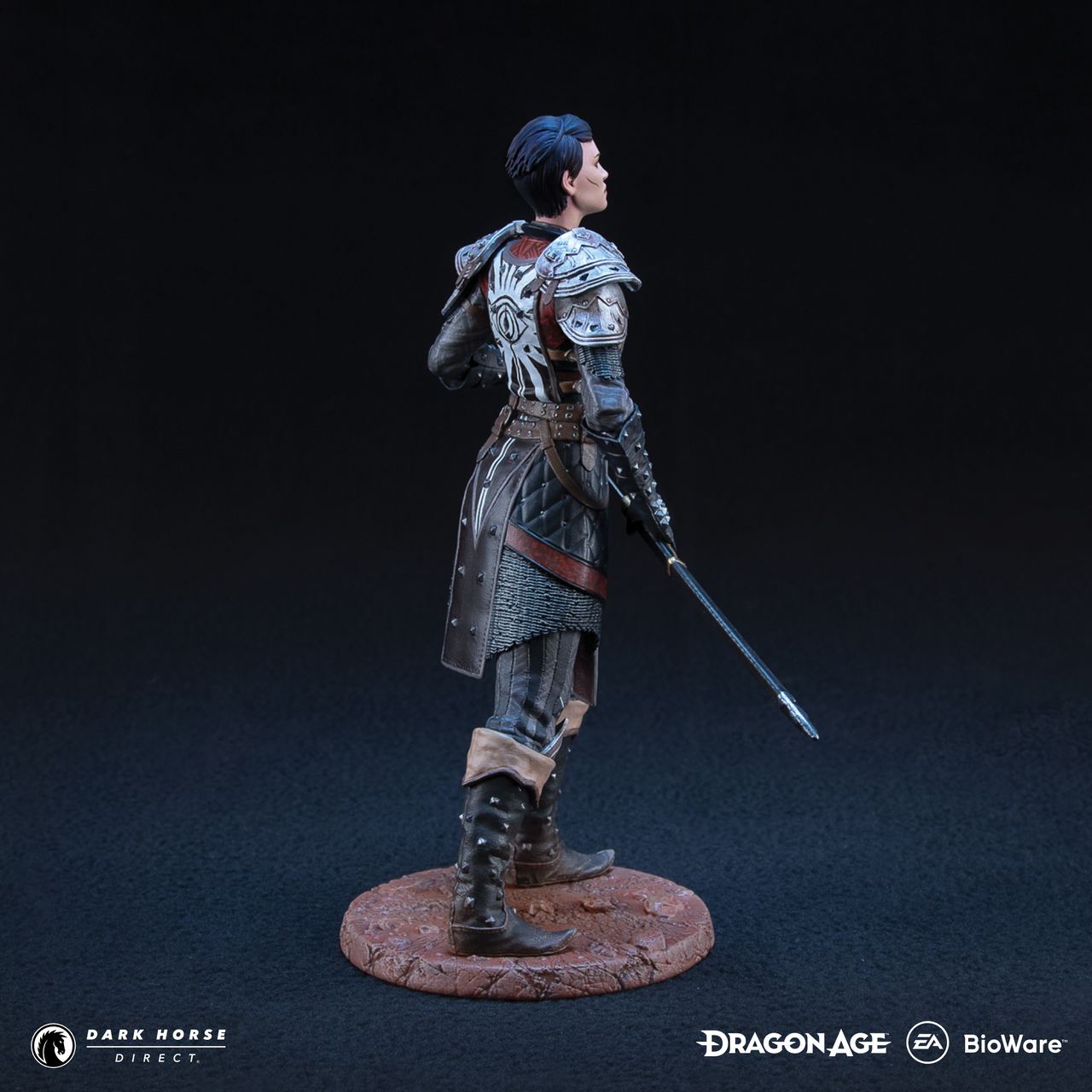 Dragon Age: Cassandra Statuette – Dark Horse Direct