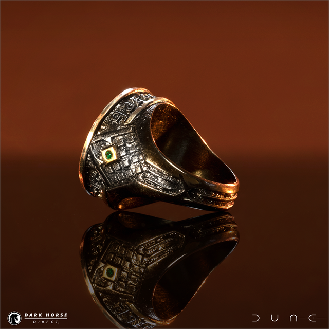 Dune: Atreides Signet Ring Replica – Dark Horse Direct