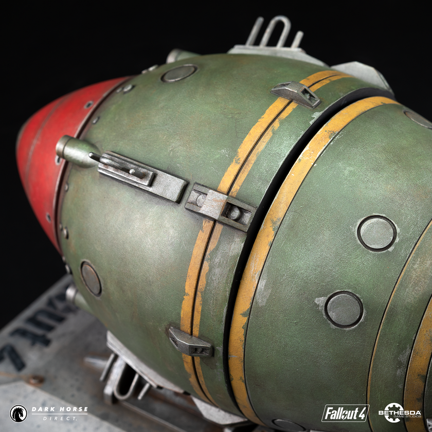Fallout 4: Liberty Prime Nuke Bomb Bookends – Dark Horse Direct