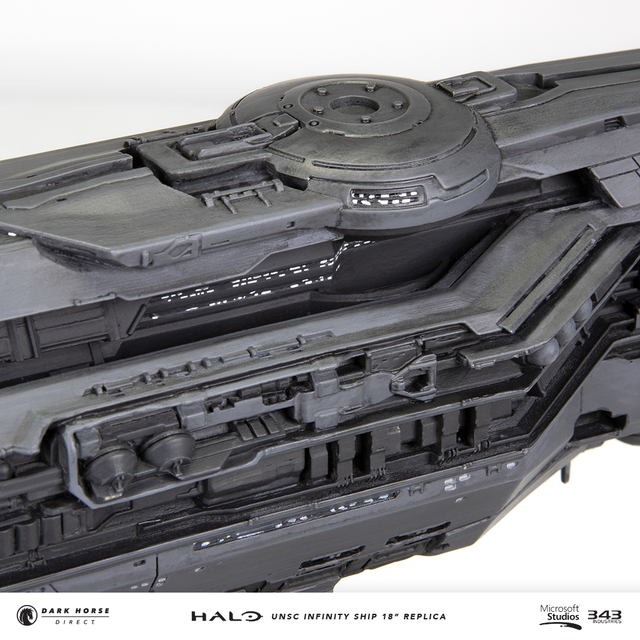 Halo UNSC Infinity Ship 18" Replica – Dark Horse Direct