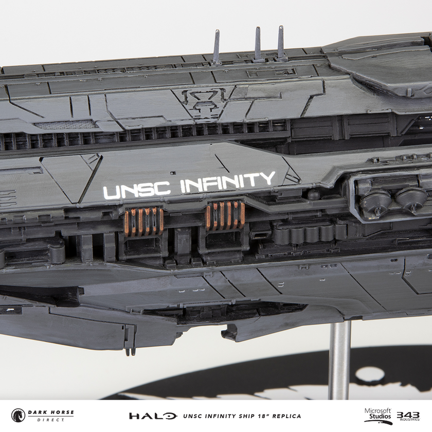 Halo UNSC Infinity Ship 18" Replica – Dark Horse Direct