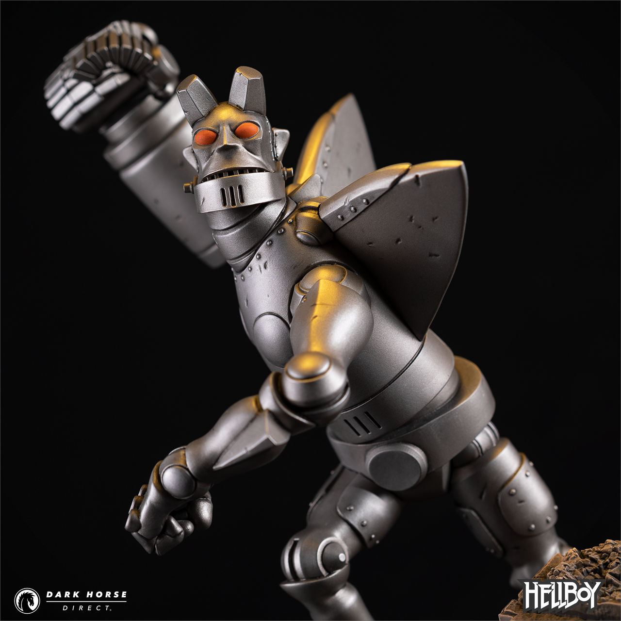 Giant Robot Hellboy – Mantic Series – Dark Horse Direct