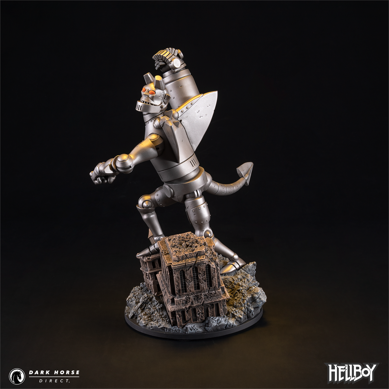 Giant Robot Hellboy – Mantic Series – Dark Horse Direct