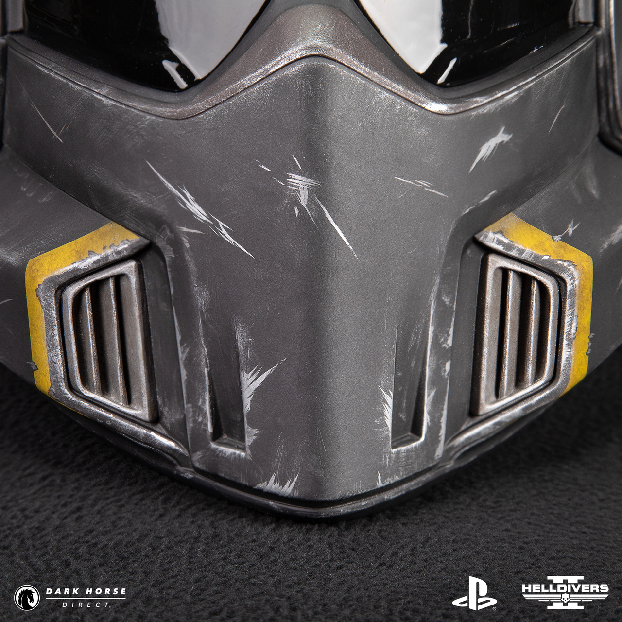 Helldivers 2: B-01 Tactical Helmet 1:1 Scale Replica - Battle Damaged ...