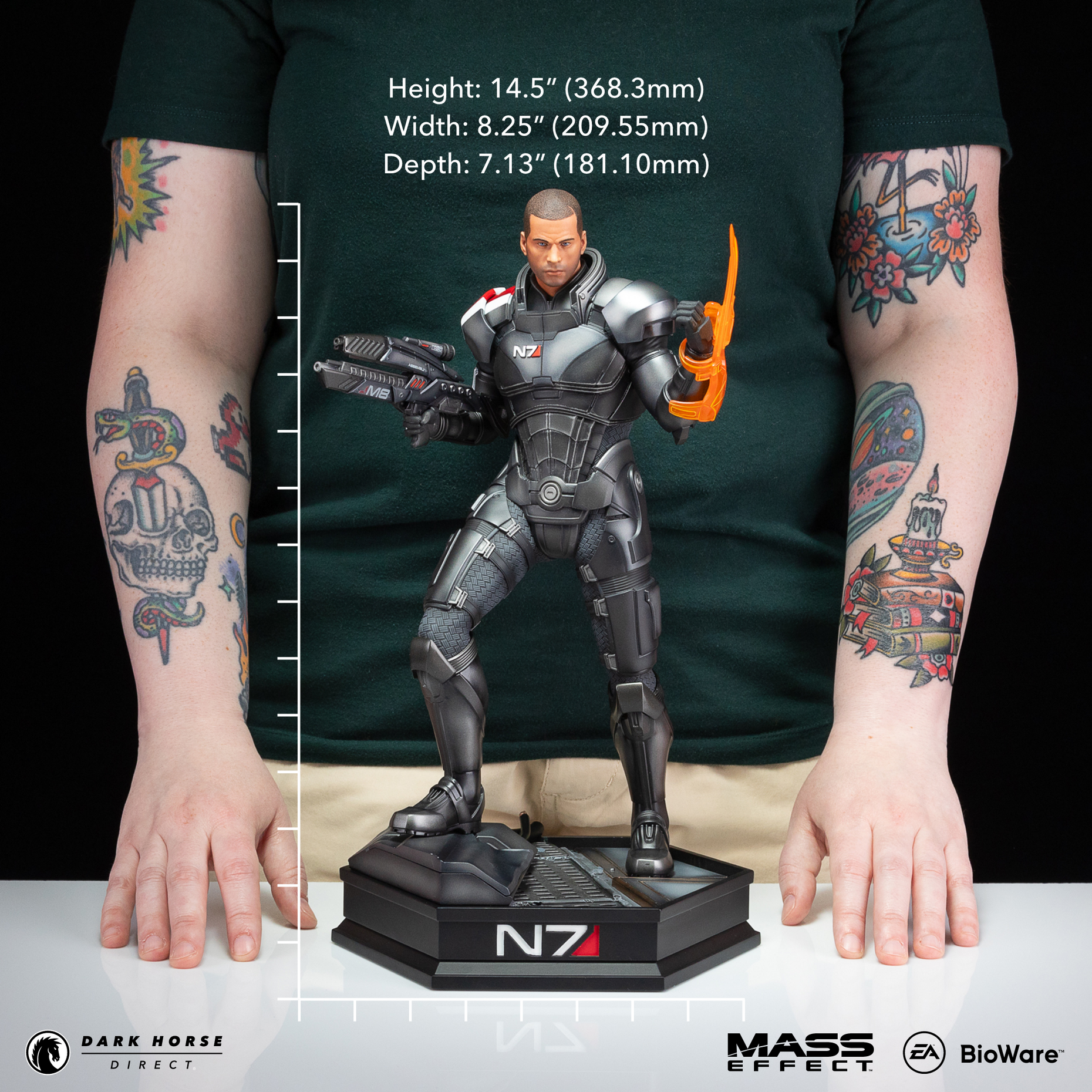 Mass Effect: Commander John Shepard 1/6th Scale Statue – Dark Horse Direct