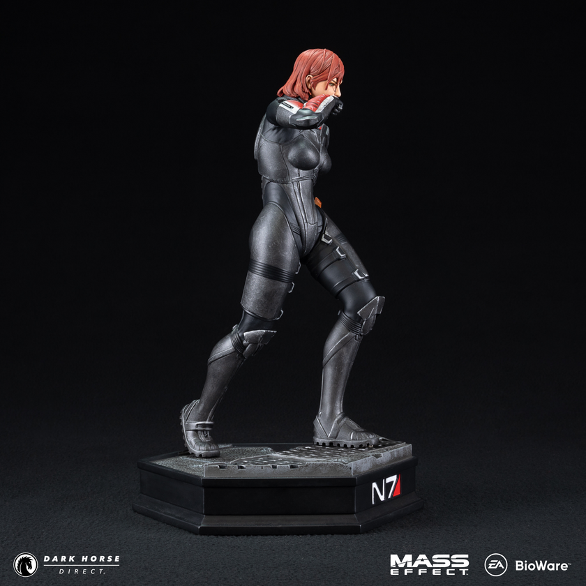 Mass Effect: Commander Jane Shepard 1/6 Scale Statue – Dark Horse Direct