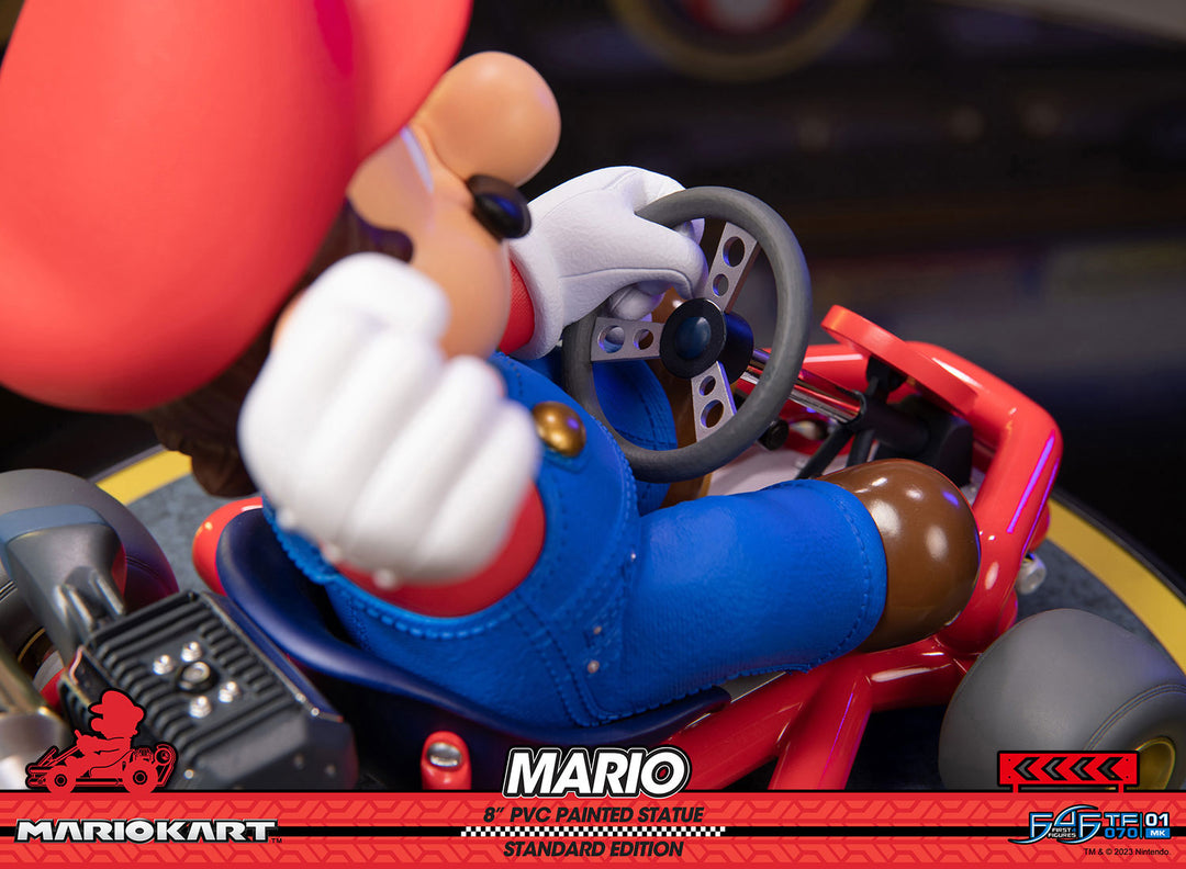 Mario Kart - PVC Statue (Standard Edition) – Dark Horse Direct