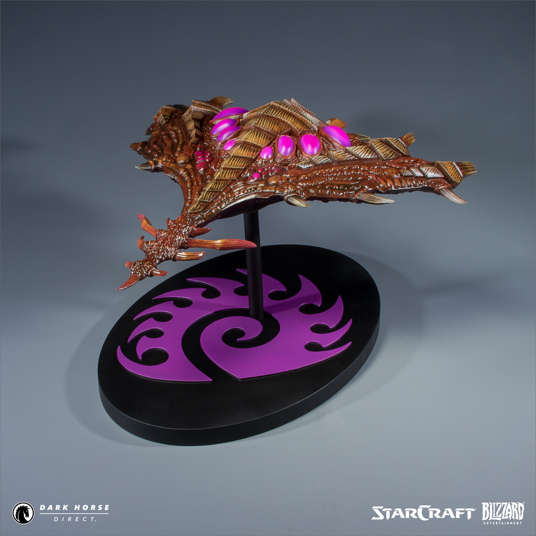 StarCraft: Zerg Brood Lord Replica – Dark Horse Direct