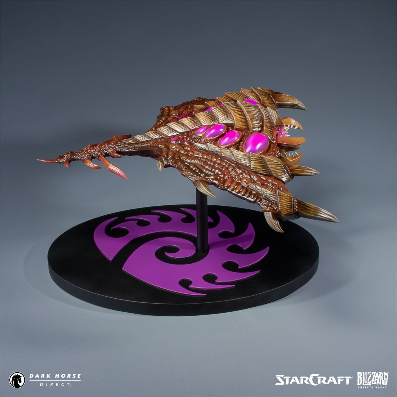 StarCraft: Zerg Brood Lord Replica – Dark Horse Direct