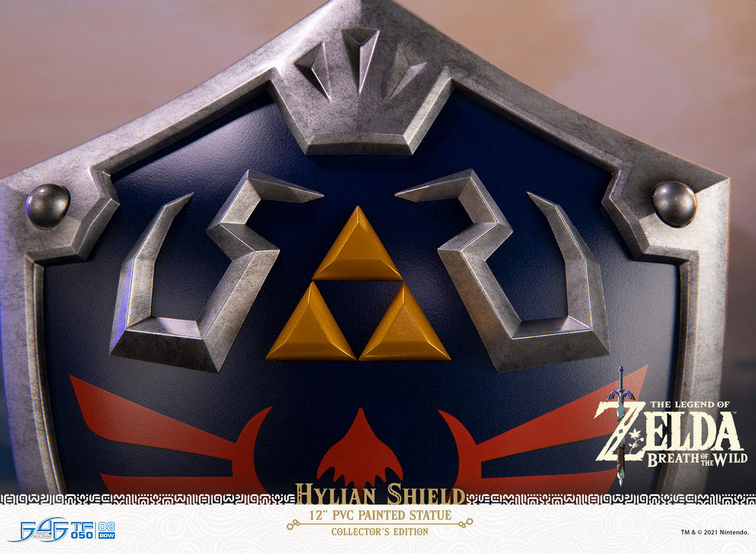 The Legend of Zelda: Breath of the Wild - Hylian Shield (Collector's E ...