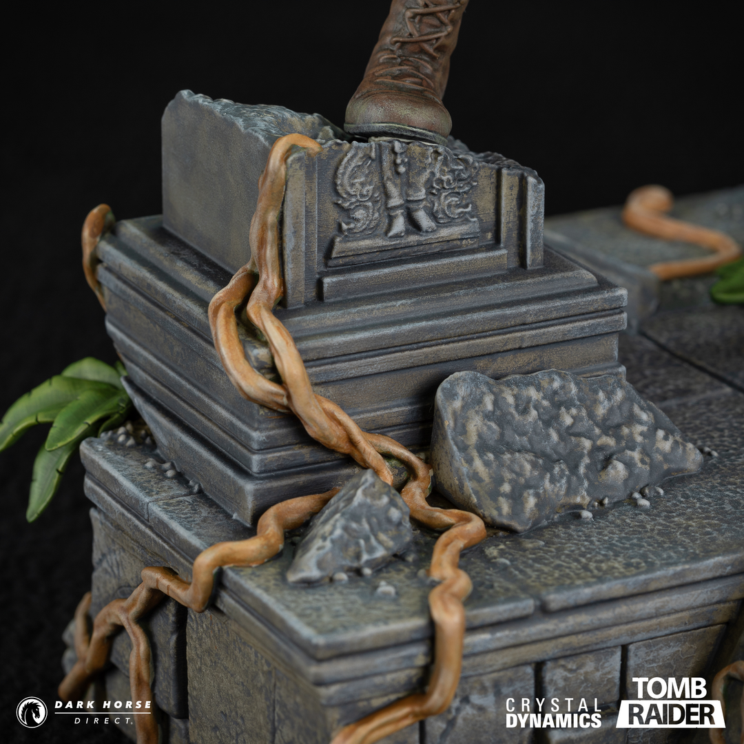TOMB RAIDER: Lara Croft PVC Statue – Dark Horse Direct