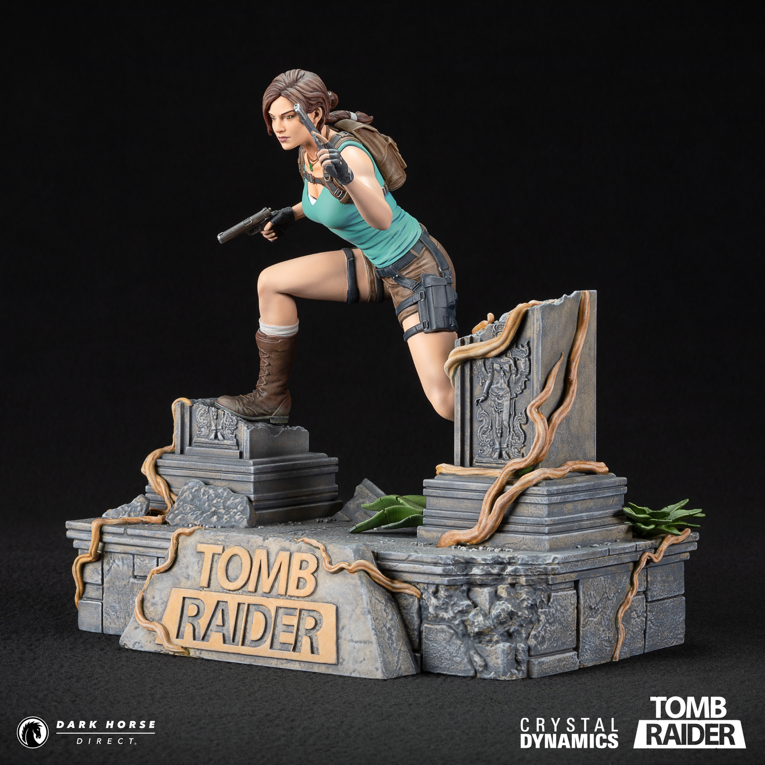 TOMB RAIDER: Lara Croft PVC Statue – Dark Horse Direct