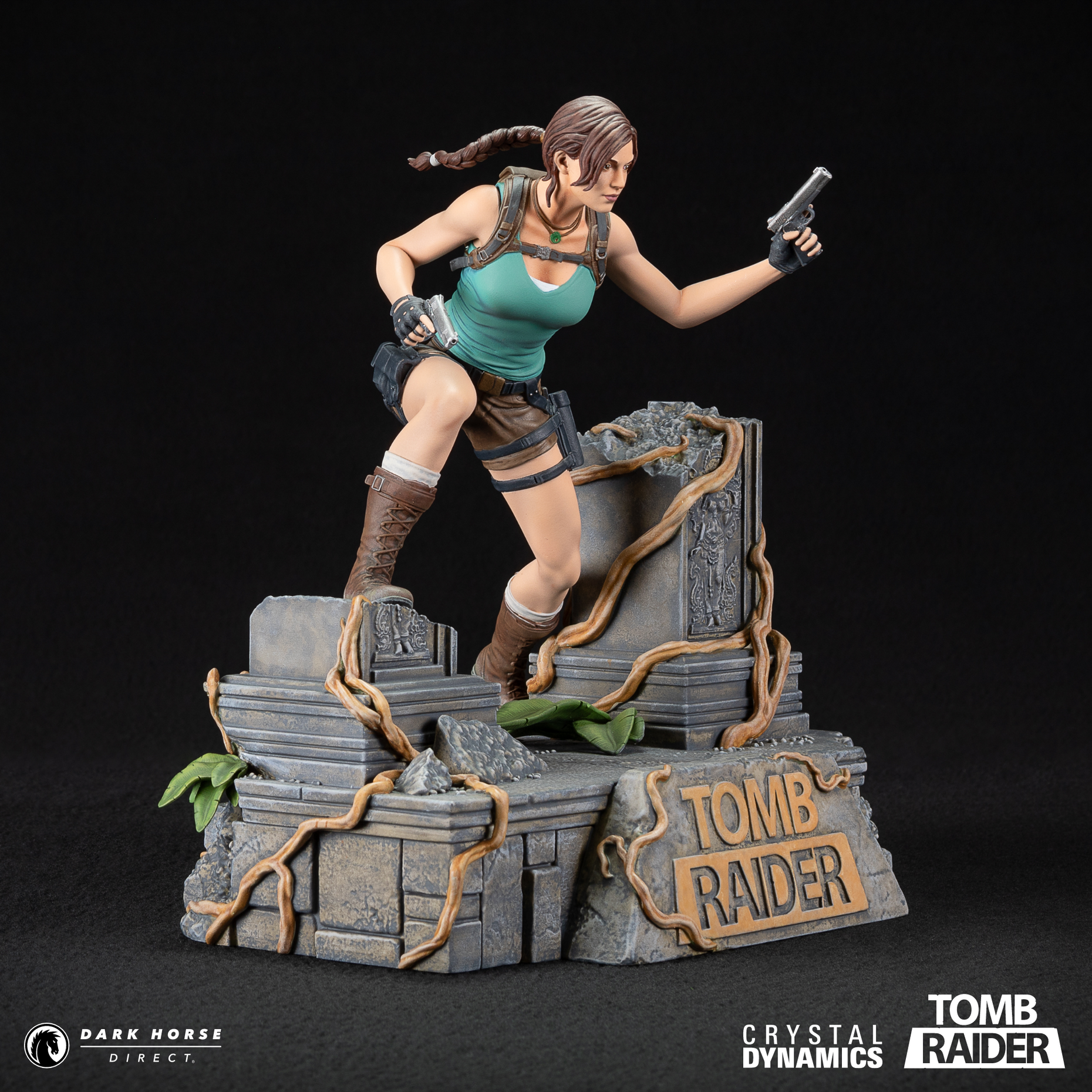 TOMB RAIDER: Lara Croft PVC Statue – Dark Horse Direct