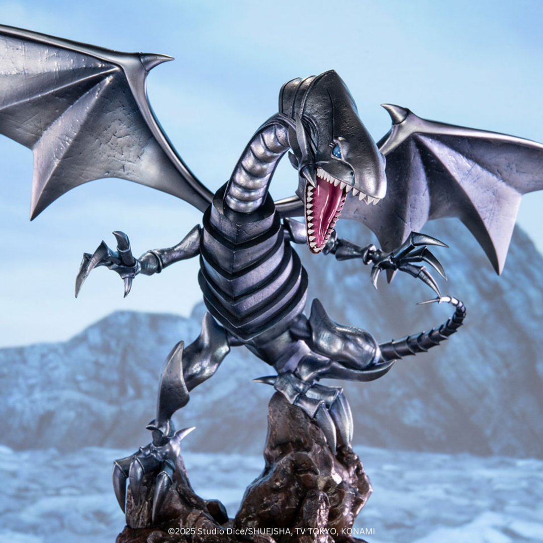 Yu-Gi-Oh! - Blue Eyes White Dragon PVC Statue: Silver Edition – Dark ...